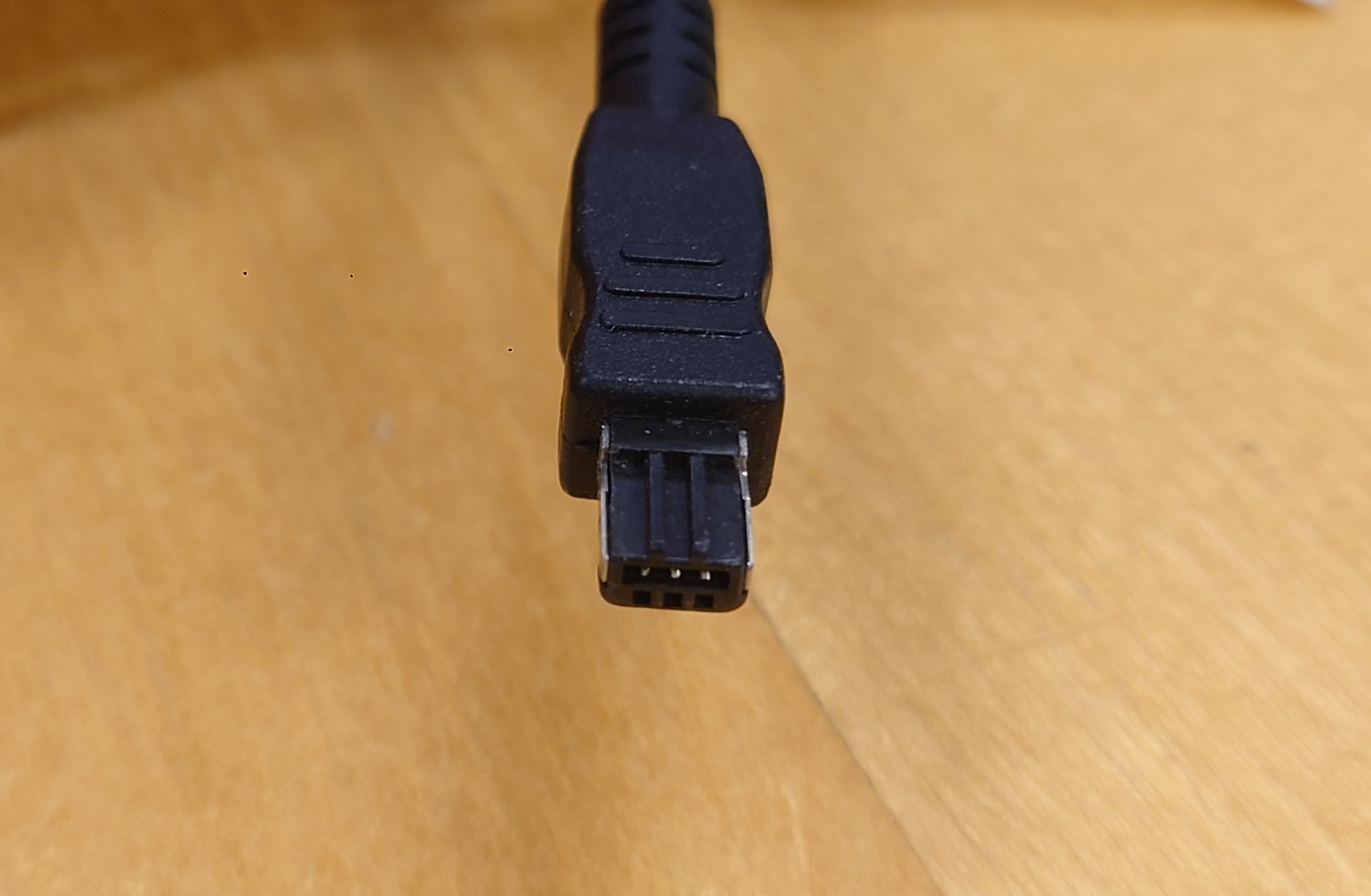 FLIR - T10xx, T6xx, T4xx, Exx(Before 2017), GF6xx, GF3xx Power Connector